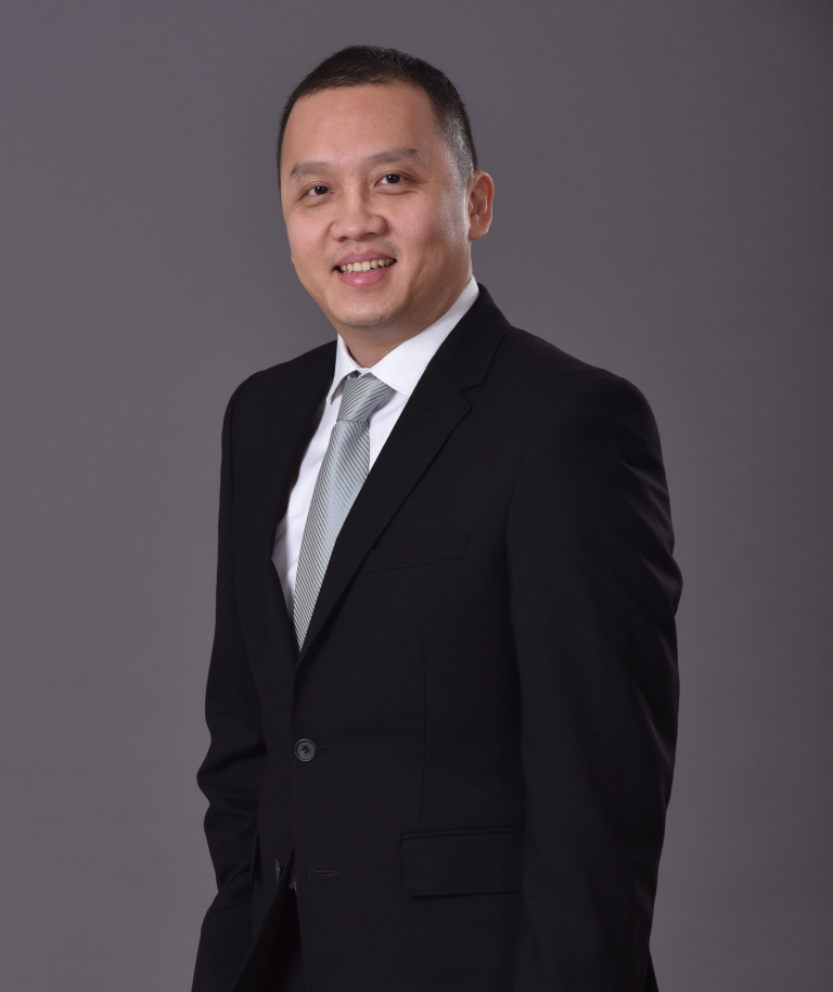 Berau Coal Energy | Boards of Commissioners and Directors